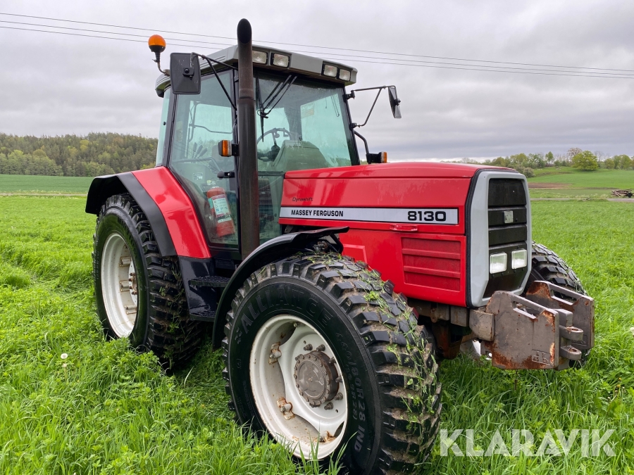 Traktor Massey Ferguson 8130