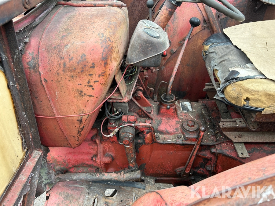 Veterantraktor Volvo BM Boxer 350, Svenljunga, Klaravik aukt