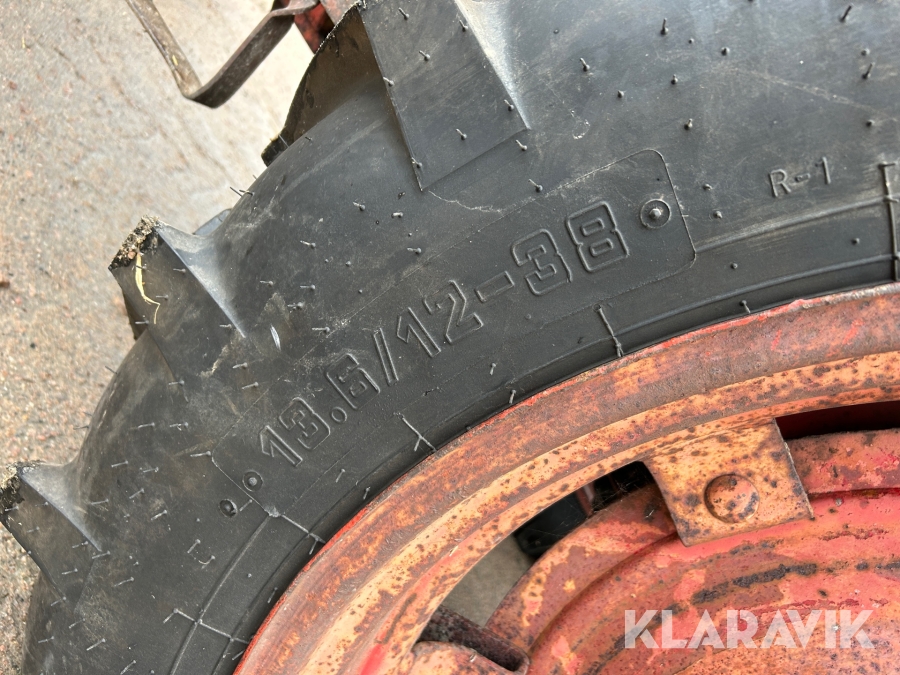 Veterantraktor Volvo BM Boxer 350, Svenljunga, Klaravik aukt