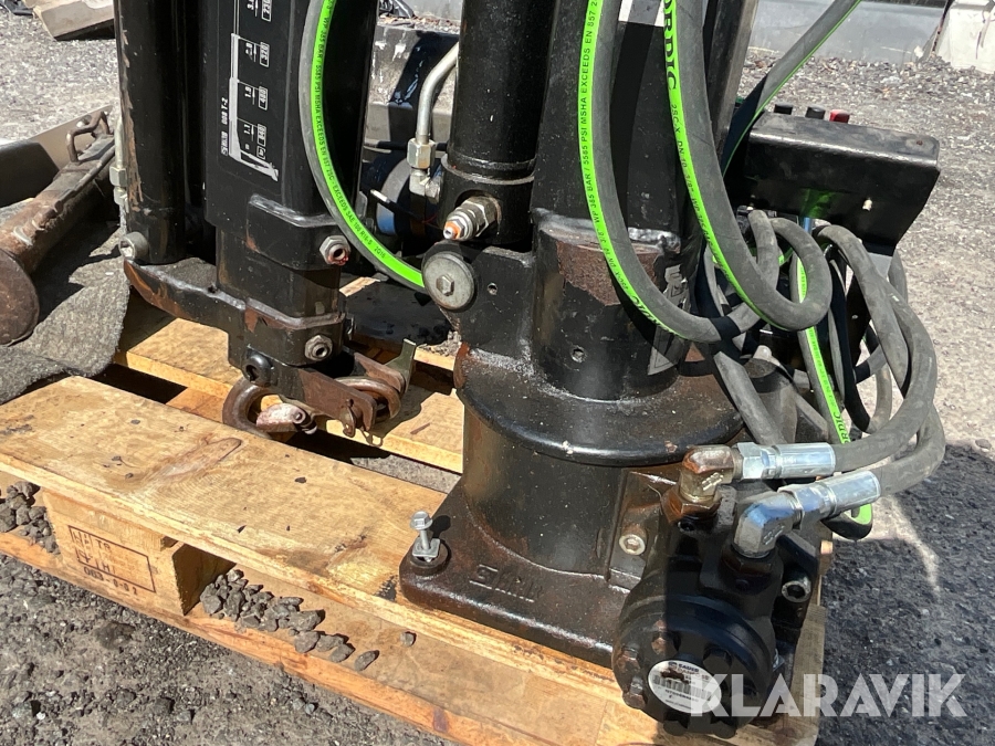 Kran Hiab 008T, Nacka, Klaravik auktioner