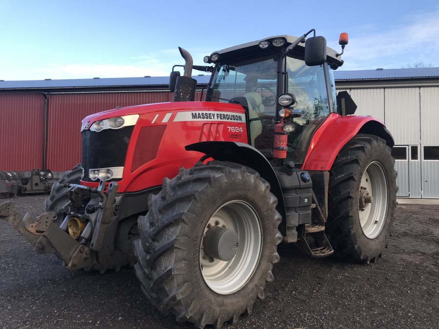 Traktor, MASSEY FERGUSON MF 7624