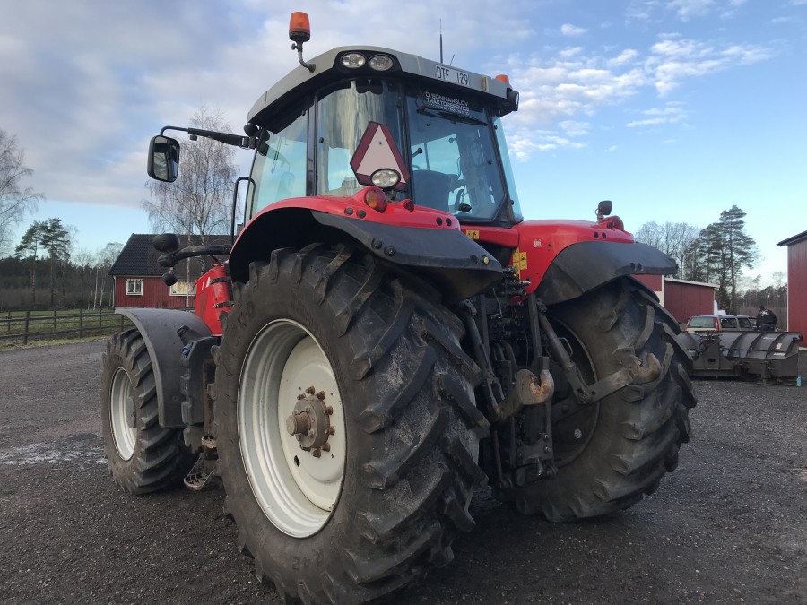 Traktor, MASSEY FERGUSON MF 7624