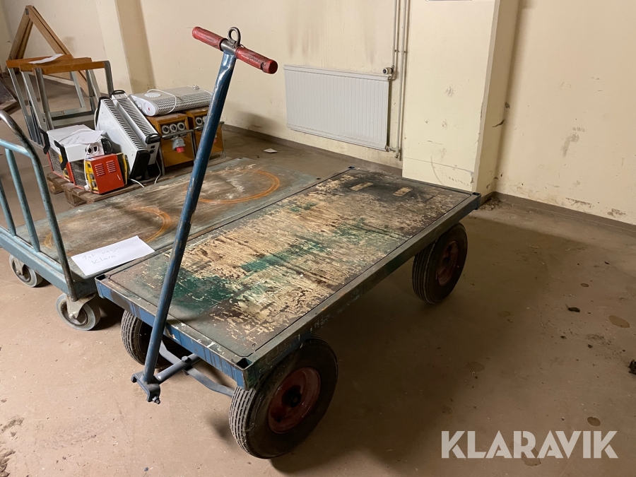 Klaravik Auktioner | Materialvagn