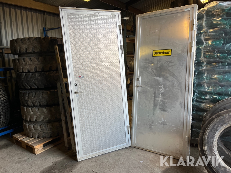 Dörrar i aluminium 2 st, Askersund, Klaravik auktioner