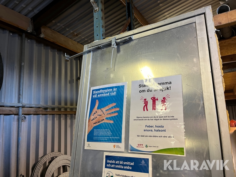 Dörrar i aluminium 2 st, Askersund, Klaravik auktioner