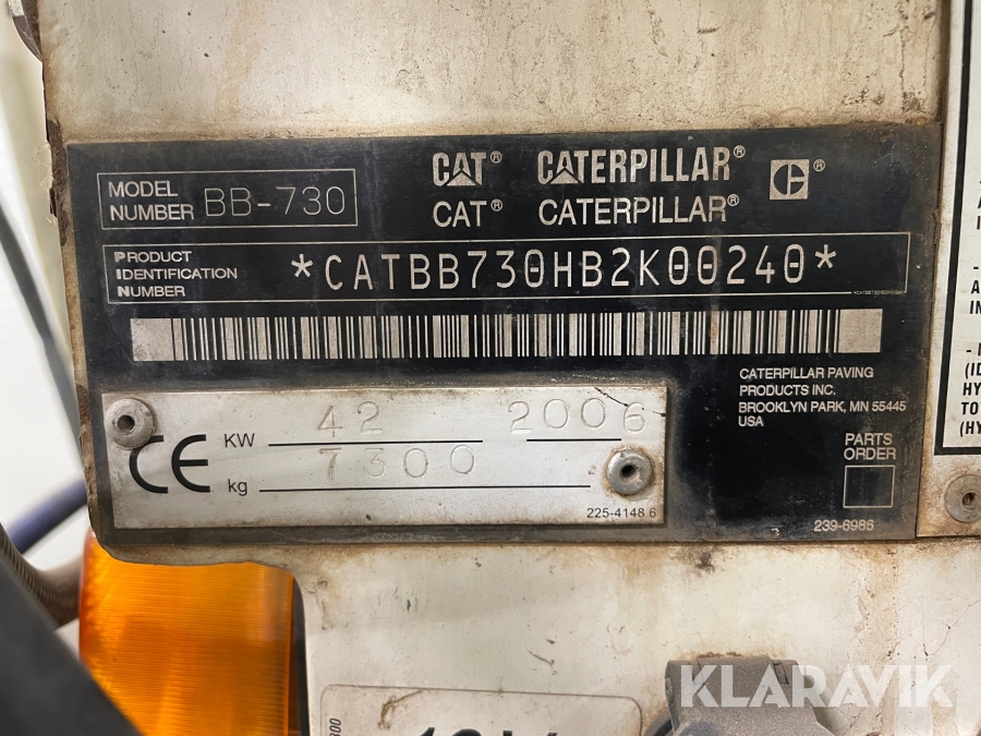 Asfaltsläggare CAT Bitelli BB-730, Nybro, Klaravik auktioner