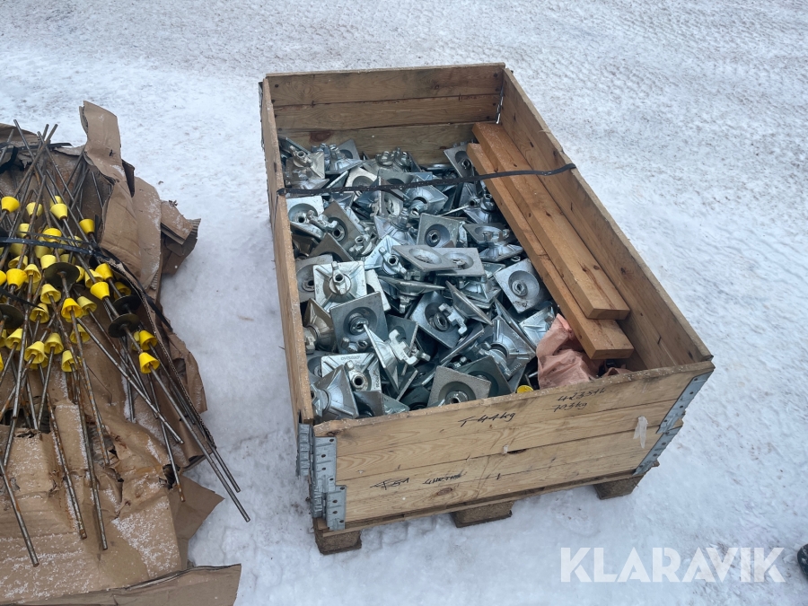 Formlås och distanser för väggjutning, Skellefteå, Klaravik