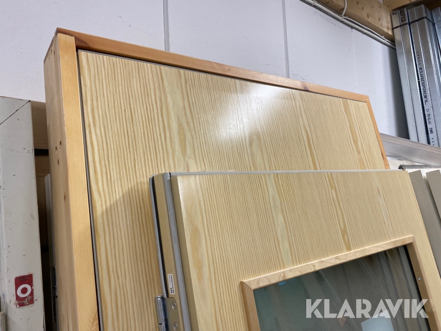 Dörrar, karmar, OSB-skivor & innerväggsprofiler, Örebro, Kla