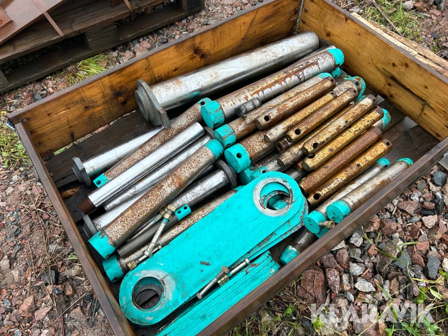 Tappar & Axlar Kobelco, Hedemora, Klaravik auktioner