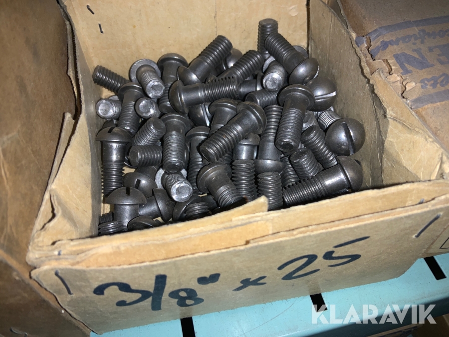 Maskinskruv bultar och muttrar TUM, Flen, Klaravik auktioner