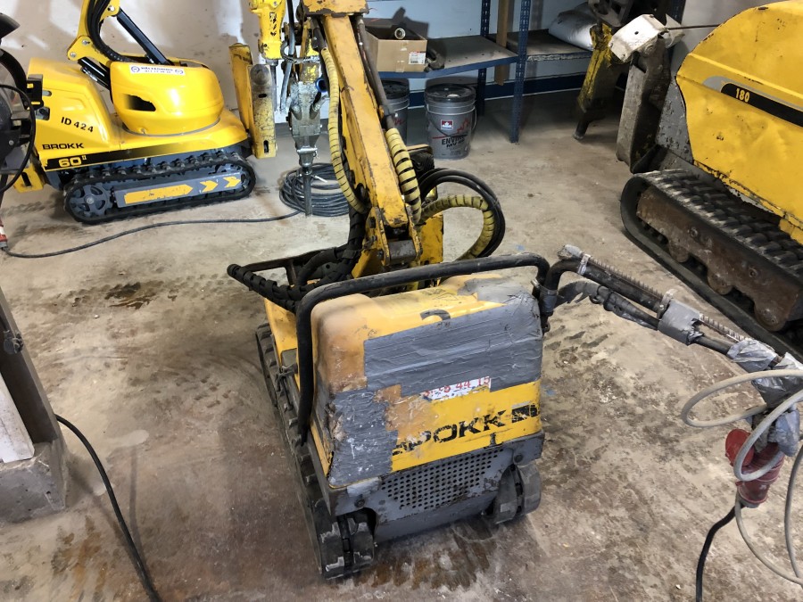 Klaravik Auktioner | Rivningsrobot Brokk 40