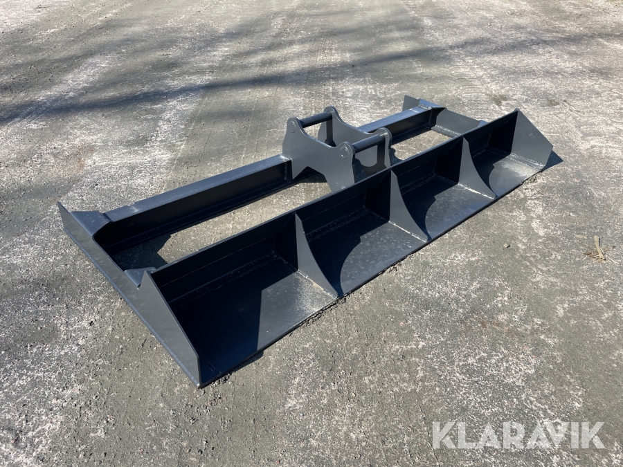 Planeringsbalk Tik S40 2000, Kil, Klaravik auktioner