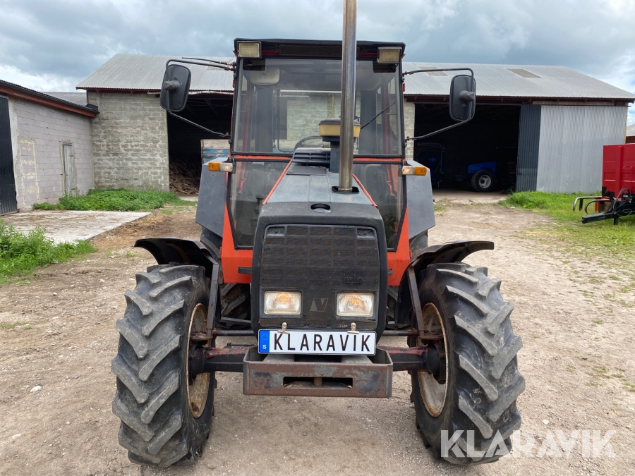 Traktor Volvo BM Valmet 505-4, Gotland, Klaravik auktioner