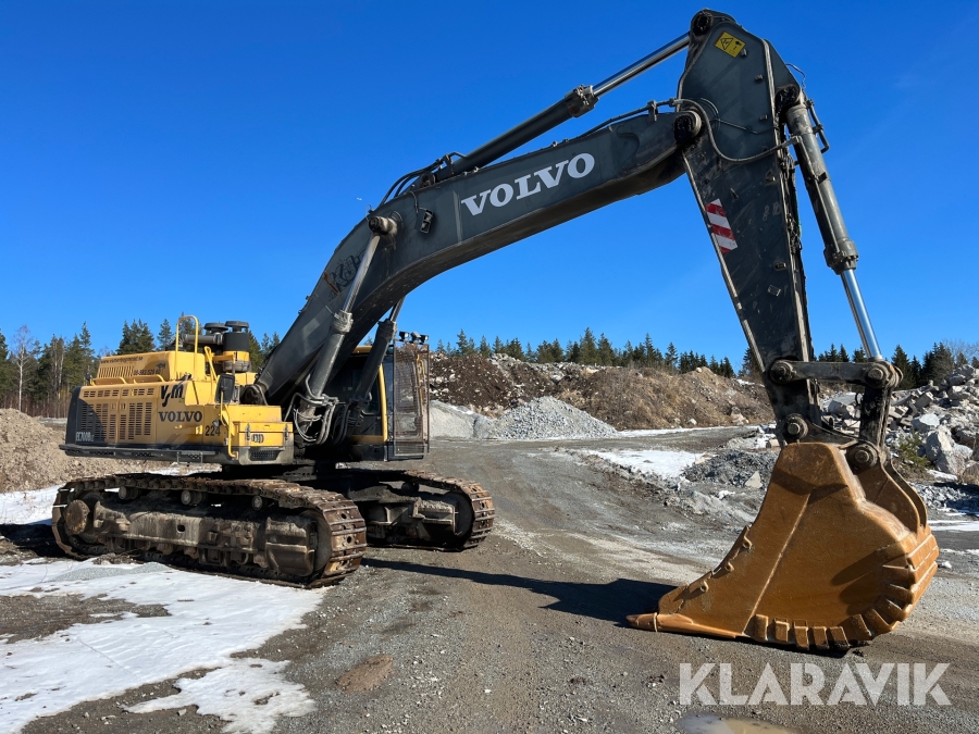 Grävmaskin Volvo EC700B, Järfälla, Klaravik auktioner