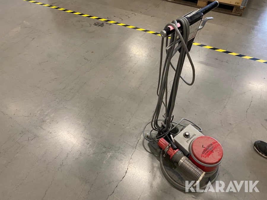 Klaravik Auktioner | Skurmaskin Columbus E 430 thermo