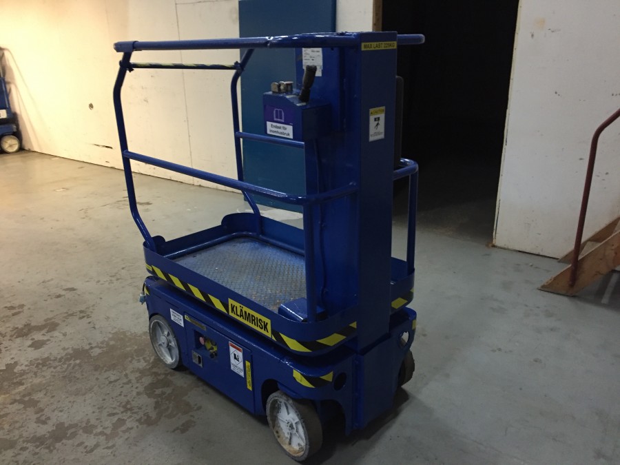 Pelarlift UPRIGHT TM12