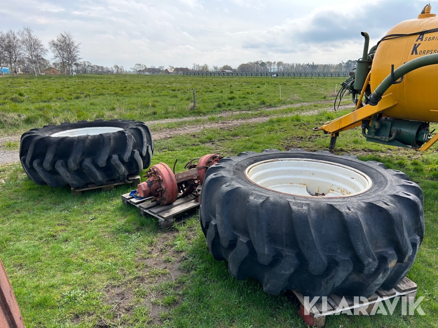 Traktordäck med axeltappar Nokia Tractor special, Laholm, Kl