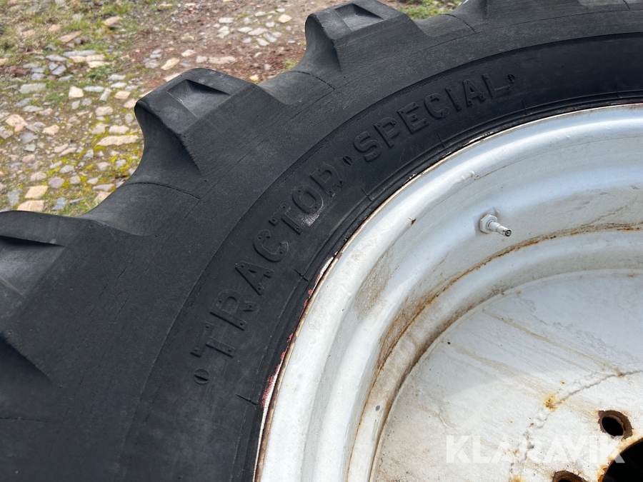 Traktordäck med axeltappar Nokia Tractor special, Laholm, Kl