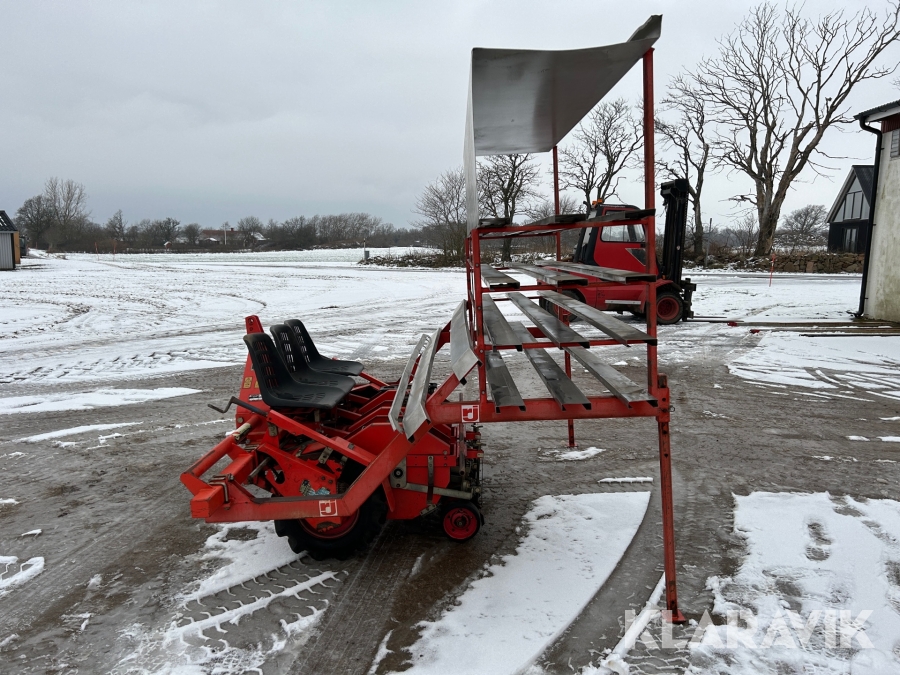 Planteringsmaskin Checchi & Magli Wolf, Båstad, Klaravik auk