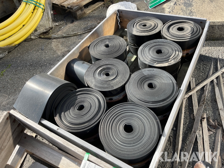 Diverse rör och rörkopplingar, Stockholm, Klaravik auktioner