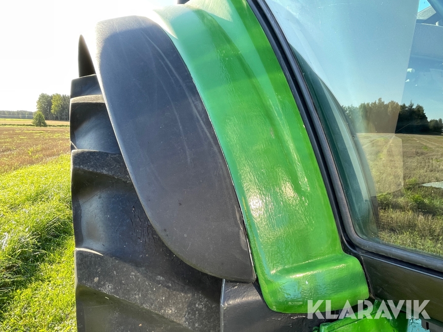 Traktor John Deere 6820, Tierp, Klaravik auktioner