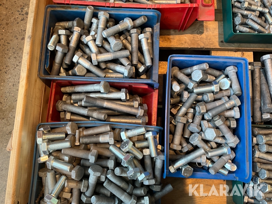 Bultar m16 m20 olika längder, Huddinge, Klaravik auktioner