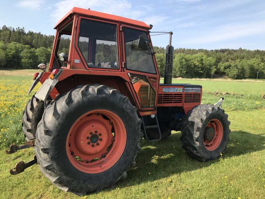 Klaravik Auktioner | Traktor Same Tiger 100