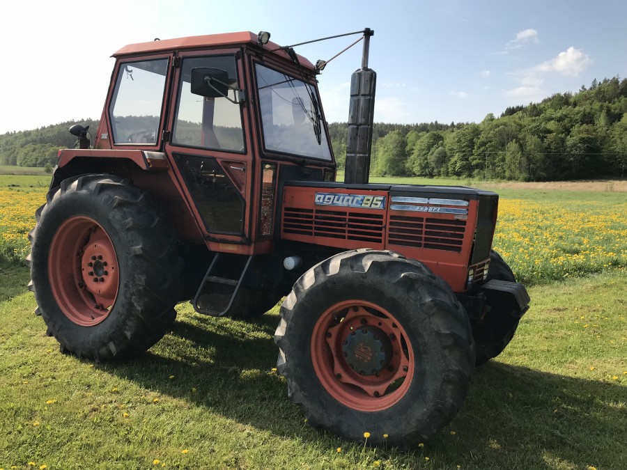 Klaravik Auktioner | Traktor Same Tiger 100