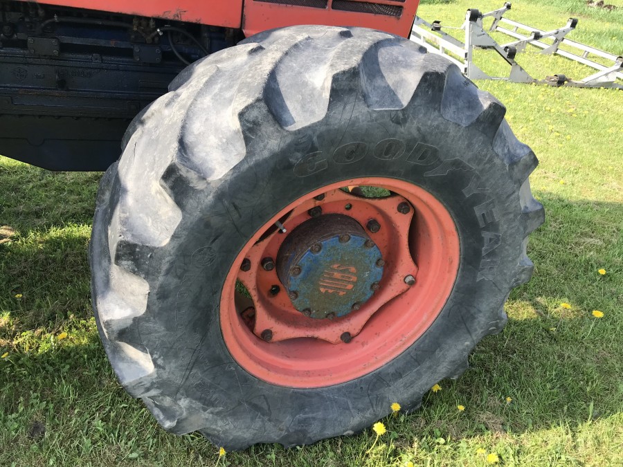 Klaravik Auktioner | Traktor Same Tiger 100