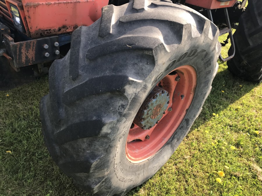 Klaravik Auktioner | Traktor Same Tiger 100