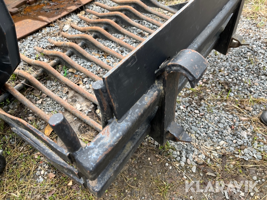 Stengrep, Norrtälje, Klaravik auktioner