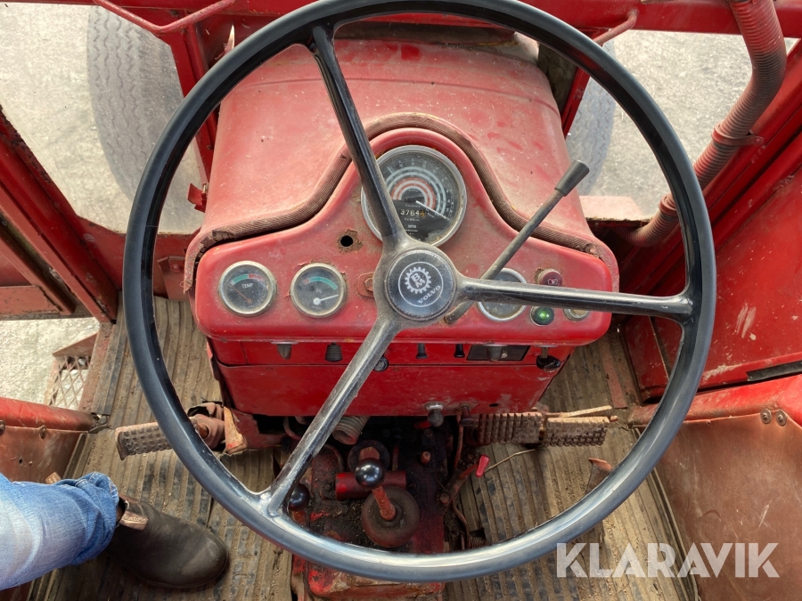 Traktor BM Volvo 430, Kungsbacka, Klaravik auktioner