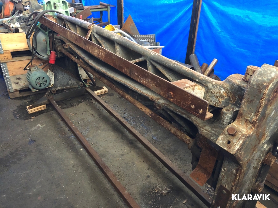 Klaravik | Auktioner för maskiner, verktyg och fordon