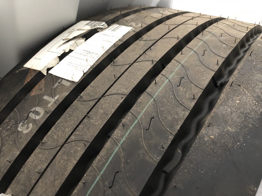 1st Däck med fälg 385/55R 22.5