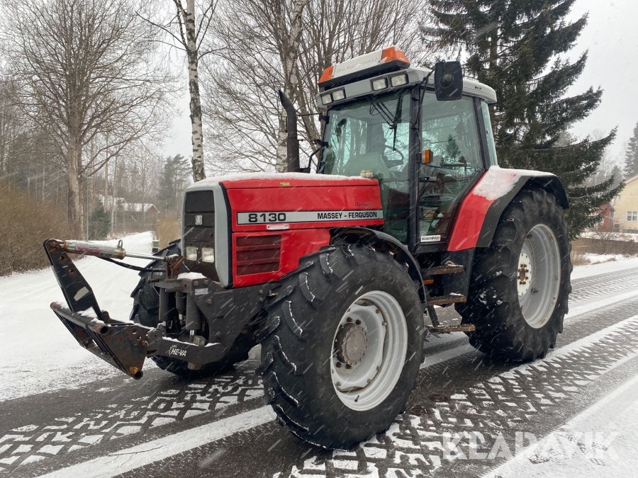 Traktor Massey Ferguson 8130, Tierp, Klaravik auktioner