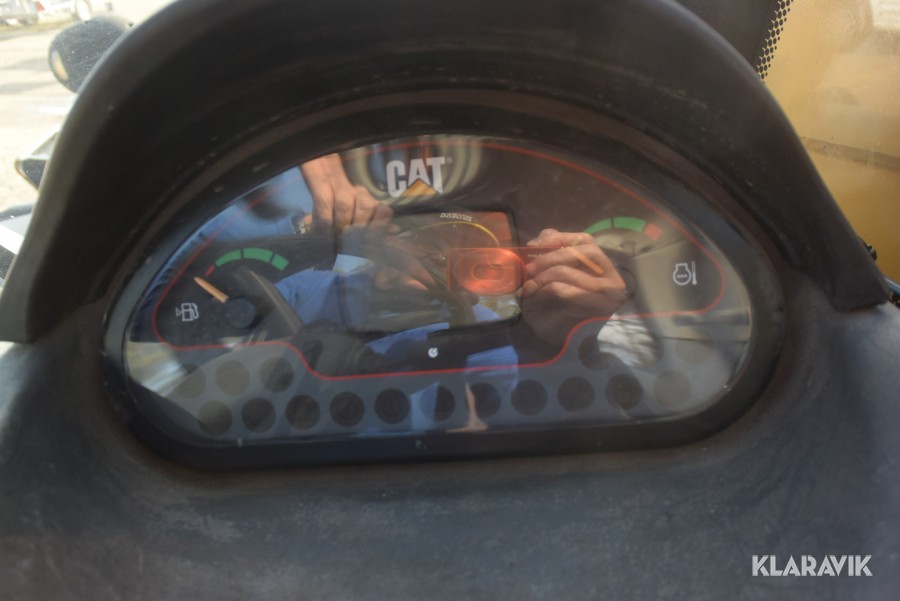 Teleskoplastare CAT TH 417