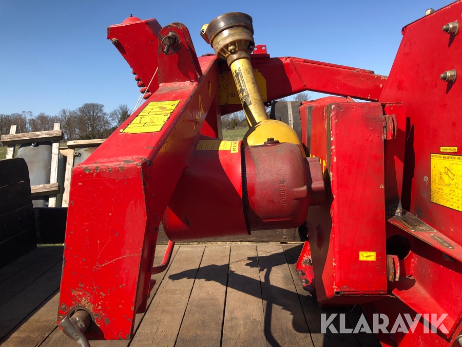 Klaravik Auktioner | Rotorslåtterkross Taarup 305