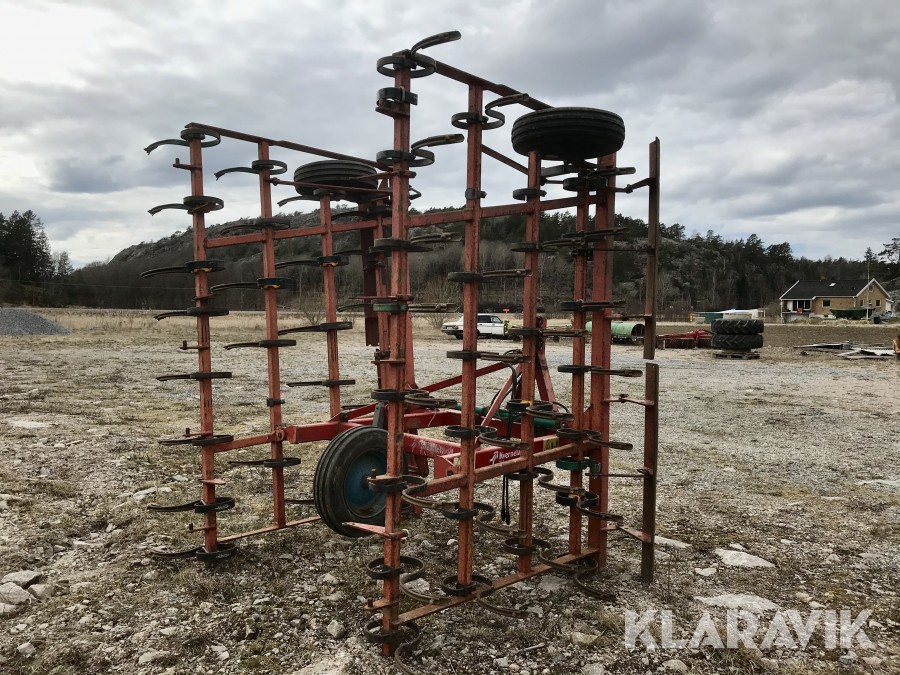 Klaravik Auktioner | Harv Kverneland TLA 5