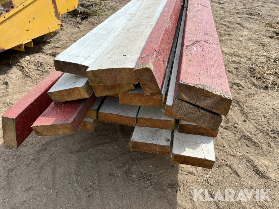 Plåtreglar, plankor och lättbetong, Hallstahammar, Klaravik