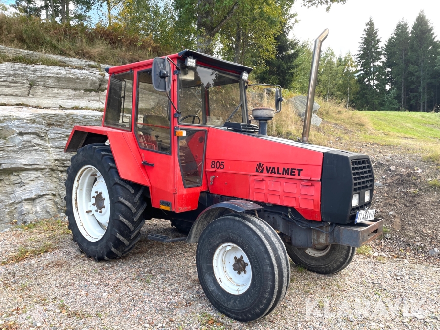 Traktor Valmet 805-2 turbo, Orust, Klaravik auktioner
