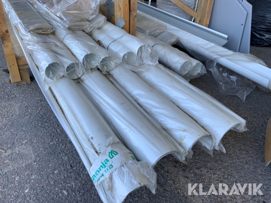 Hängrännor, krokar, vindskiveplåt, stuprör och diverse plåt