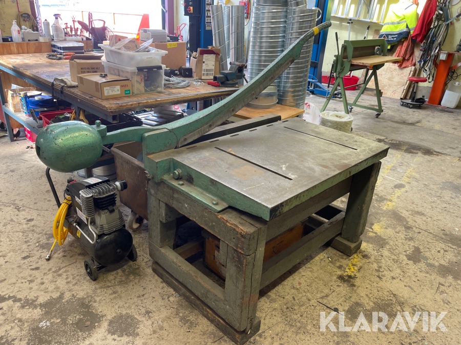 Slagsax, Ale, Klaravik auktioner