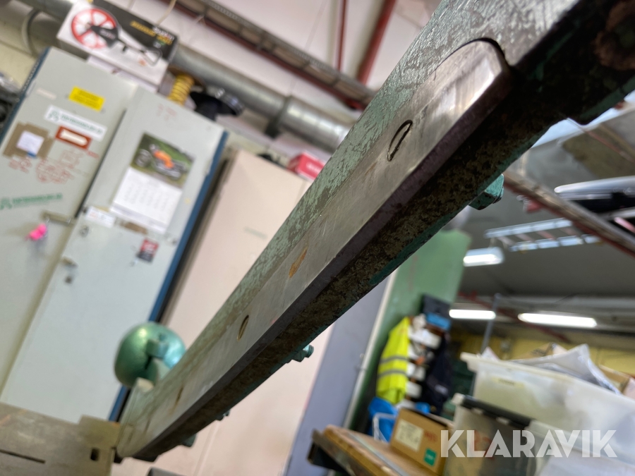 Slagsax, Ale, Klaravik auktioner