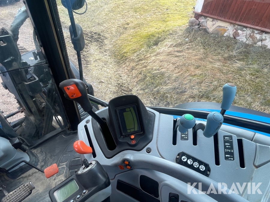 Traktor New Holland T6.140, Säter, Klaravik auktioner
