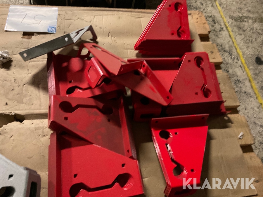 Konsoler BMI 1000 st, Malmö, Klaravik auktioner