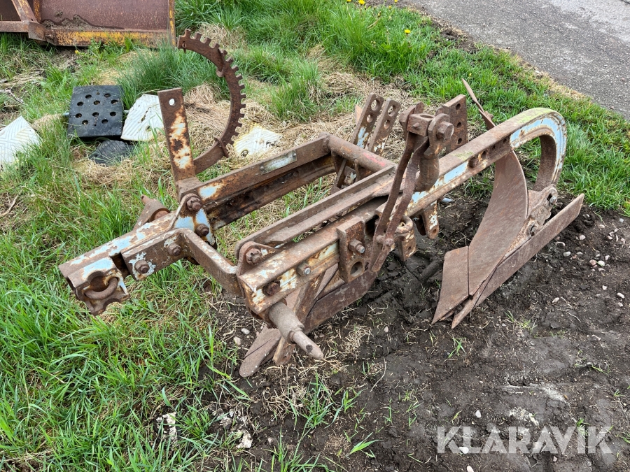 Tegplog Överum Sefyr Junior N, Falkenberg, Klaravik auktione