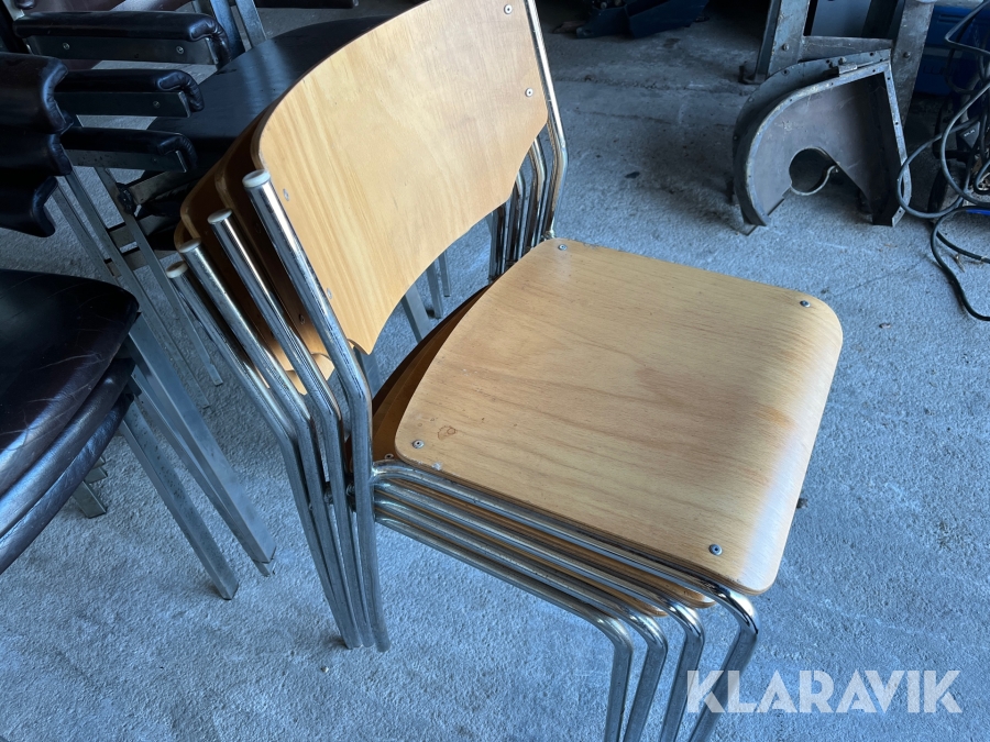 Stolar Stapelbara, Lund, Klaravik auktioner