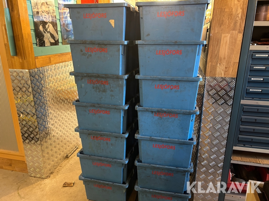 Plastbackar 56 st, Vara, Klaravik auktioner