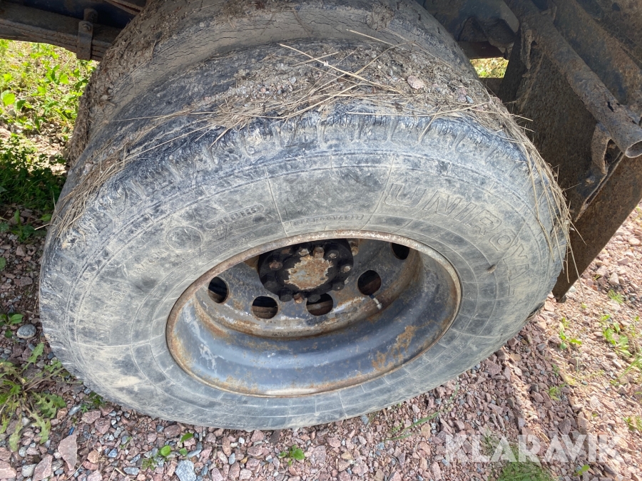 Traktorvagn med tipp, Västerås, Klaravik auktioner