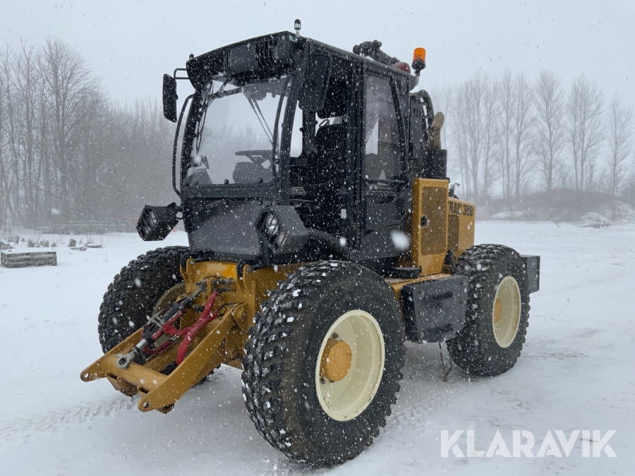 Redskapsbärare Variotrac 300 R med sidomonterad kran